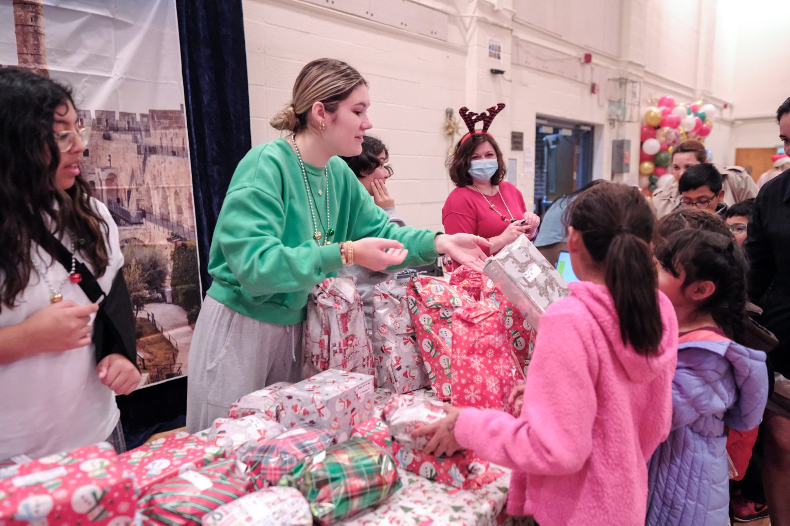 Christmas Party for Newcomers - Catholic Charities DC